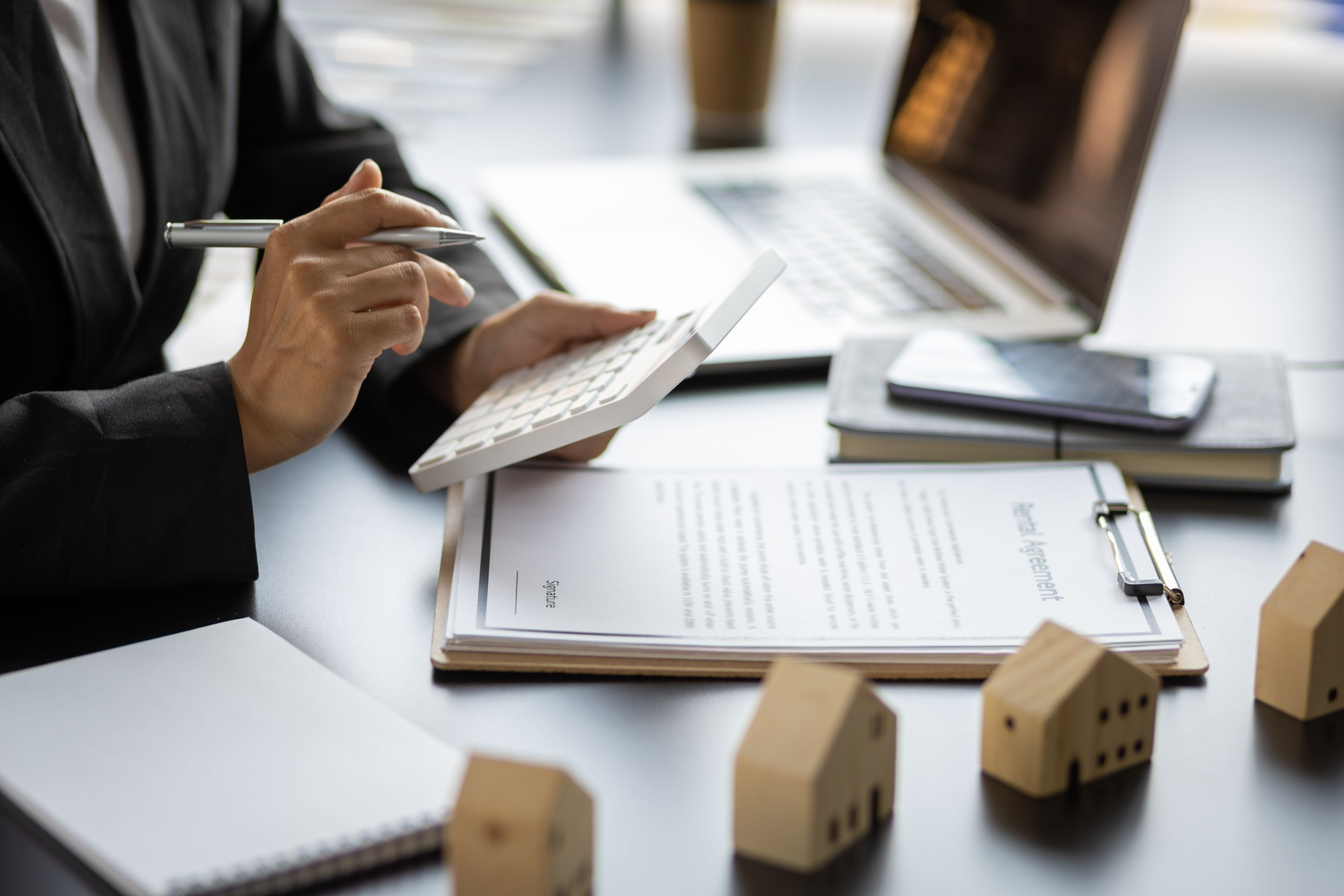 Service - AbacO Immobilien Essen